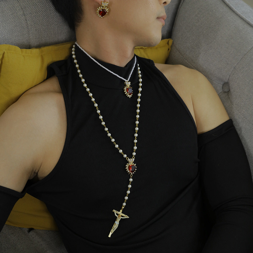 JESUS RENAISSANCE HEART Y NECK PEARLS – futuretreasureny